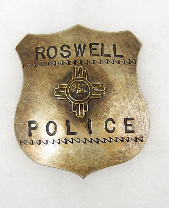 VINTAGE ROSWELL NEW MEXICO POLICE LAW BADGE