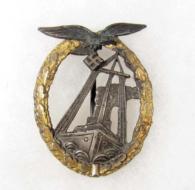 RARE GERMAN NAZI LUFTWAFFE AIR SEA RESCUE BADGE