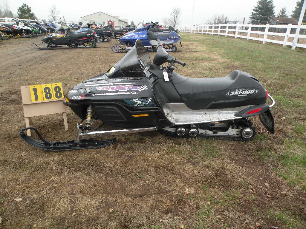 2000 Ski Doo MXZ 700 Millennium Edt SN- 2BPS16472YV000431