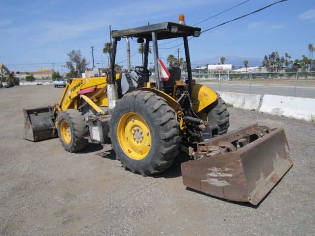 1998 Fermec 650B 4x4 Skip Loader