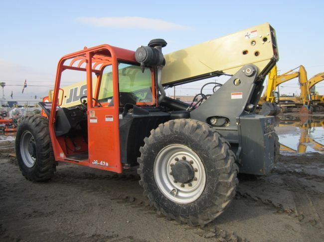 2005 JLG G642A 4x4 Reach Lift