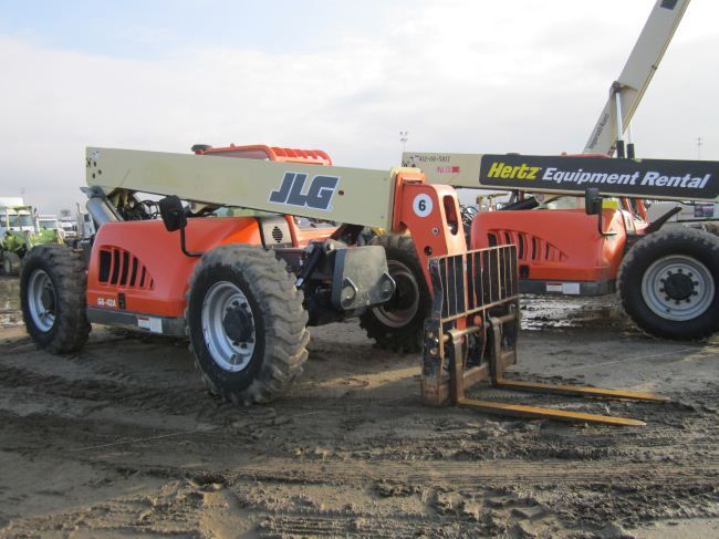 2005 JLG G642A 4x4 Reach Lift
