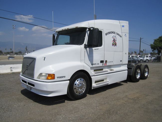 1999 Volvo VNL T/A Truck Tractor