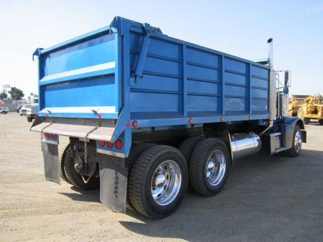 1987 Peterbilt 377 T/A Dump Truck