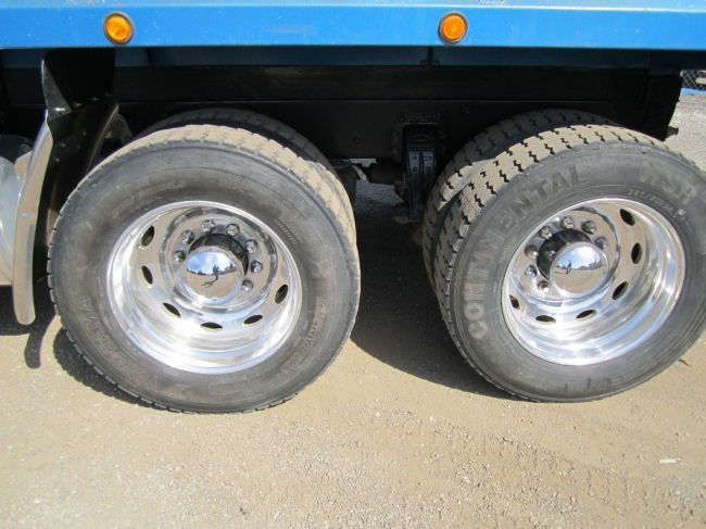 1987 Peterbilt 377 T/A Dump Truck