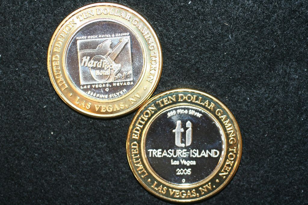 Hard Rock Hotel & Casino Limited Edition Two-Tone $10 Gaming Token ...