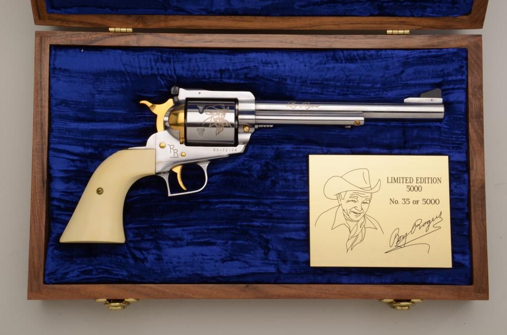 Ruger Super Blackhawk .44 magnum cal., stainless steel and gold trim ...