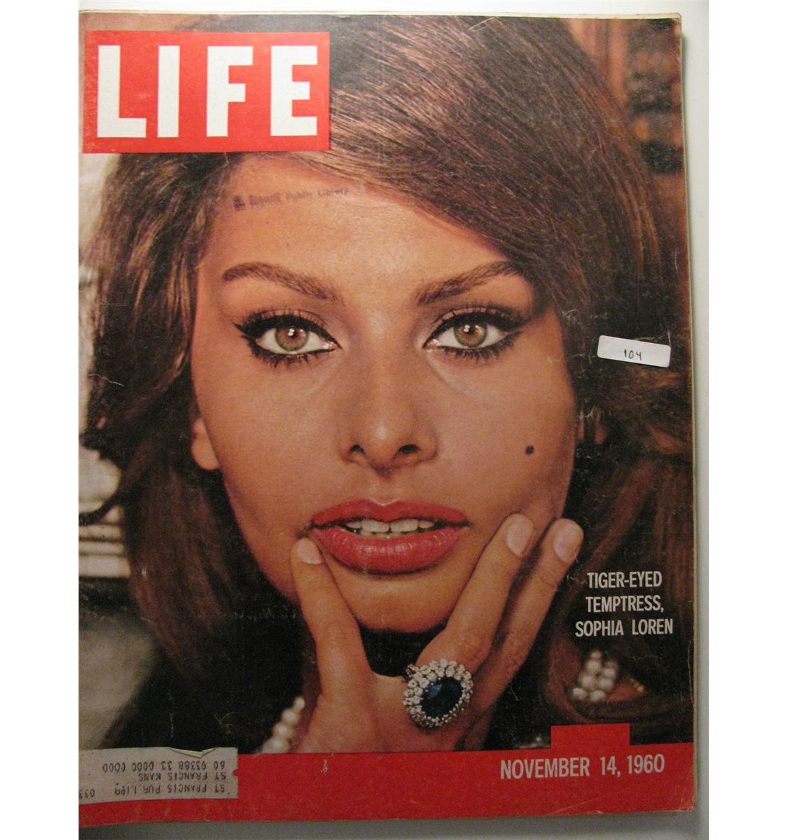 November 1960 Life Magazine; Sophia Loren