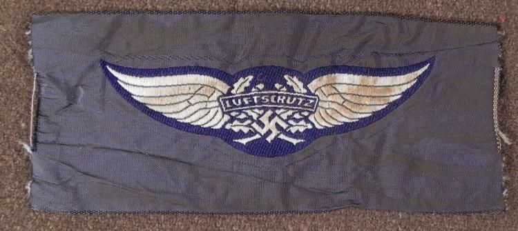 ORIGINAL LUFTSCHUTZ INSIGNIA PATCH AIR RAID SPOTTERS