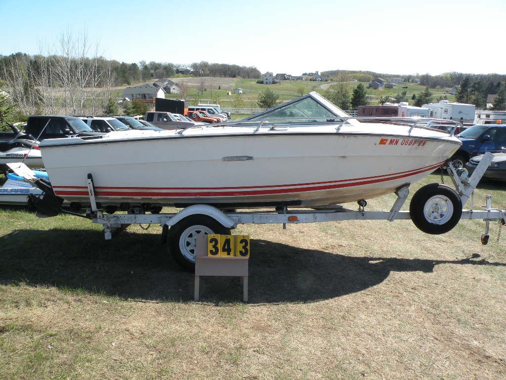 1975 SeaRay 17 ft boat w/Merc Cruiser I/O & 1978 Midi trailer SN- 354MA575