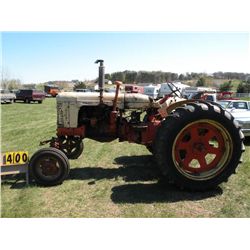 Case Model 400 tractor gas, new rear rubber