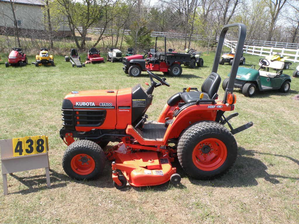 2002 Kubota B7500 SN- 59742