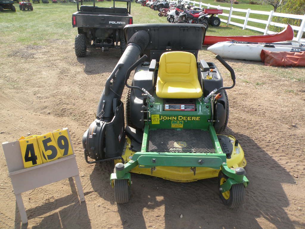 John Deere 425 w/power flow bagger and wt kit From estate