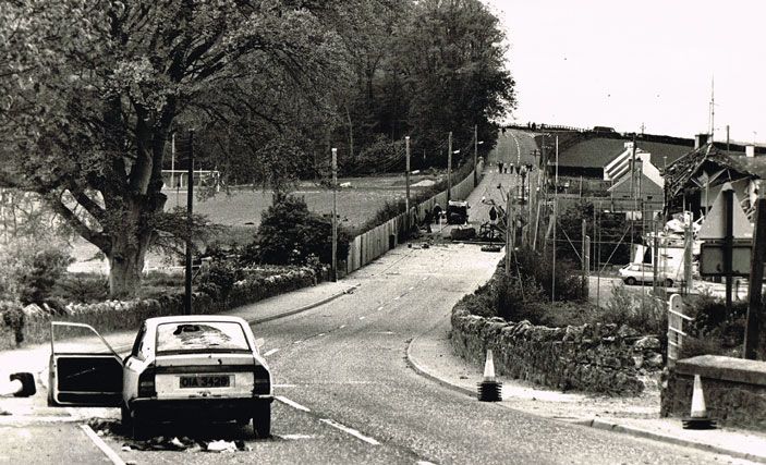 1987: Loughgall attack press photographs collection