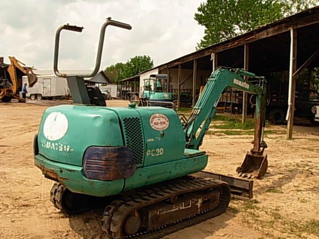 KOMATSU PC20-7 HYDRAULIC EXCAVATOR