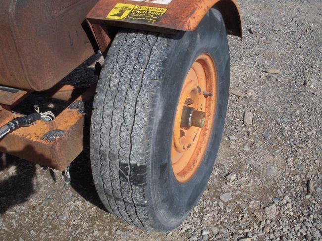 1988 Sweepster H84 S/A Towable Sweeper