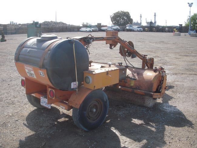 1988 Sweepster H84 S/A Towable Sweeper