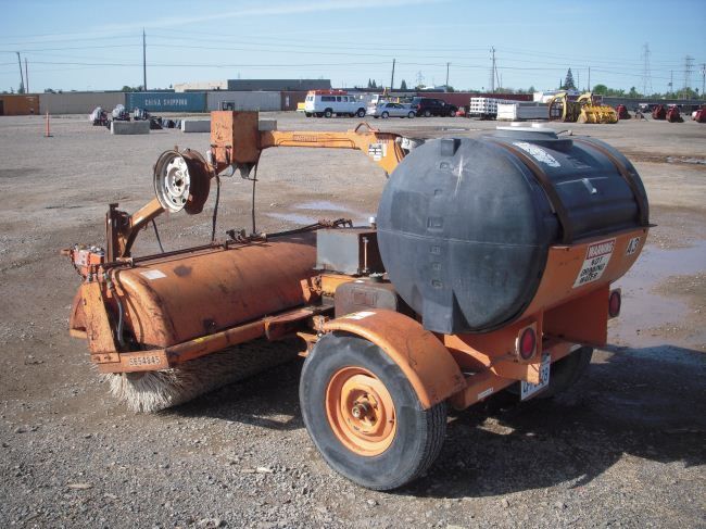 1988 Sweepster H84 S/A Towable Sweeper