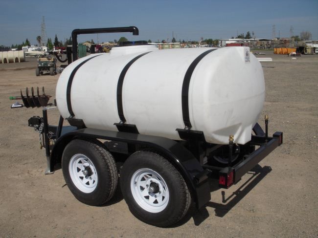 2012 T/A Towable 500-Gallon Water Tank