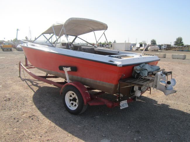 1977 Bramco Lancer Seaswirl V-Hull Boat