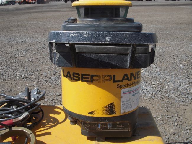 Spectra Physics 1145 Laser Plane