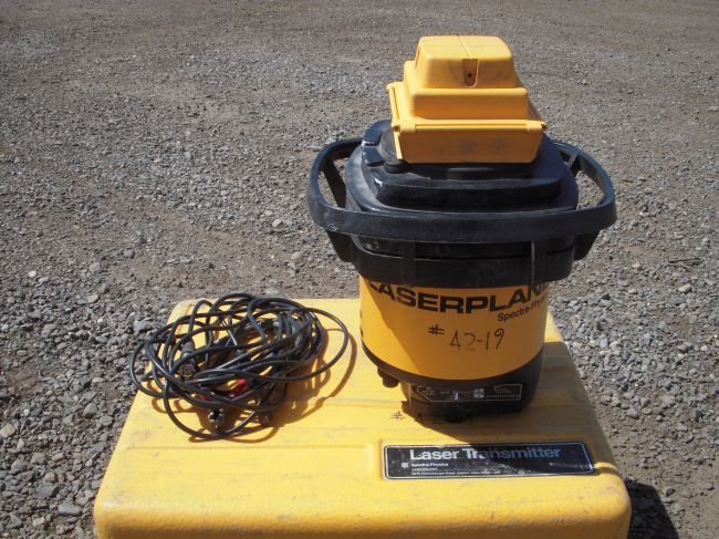 Spectra Physics 1145-S Laser Plane