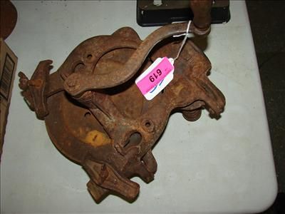 ANTIQUE CAST IRON FULTON CORN SHELLER PRIMITIVE