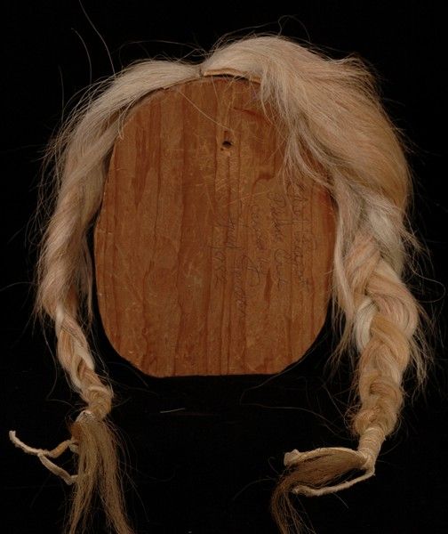 Carved "Chief Piapot" Head by Fred Gordon 1982 - Plains Cree 9" H. 7" W ...