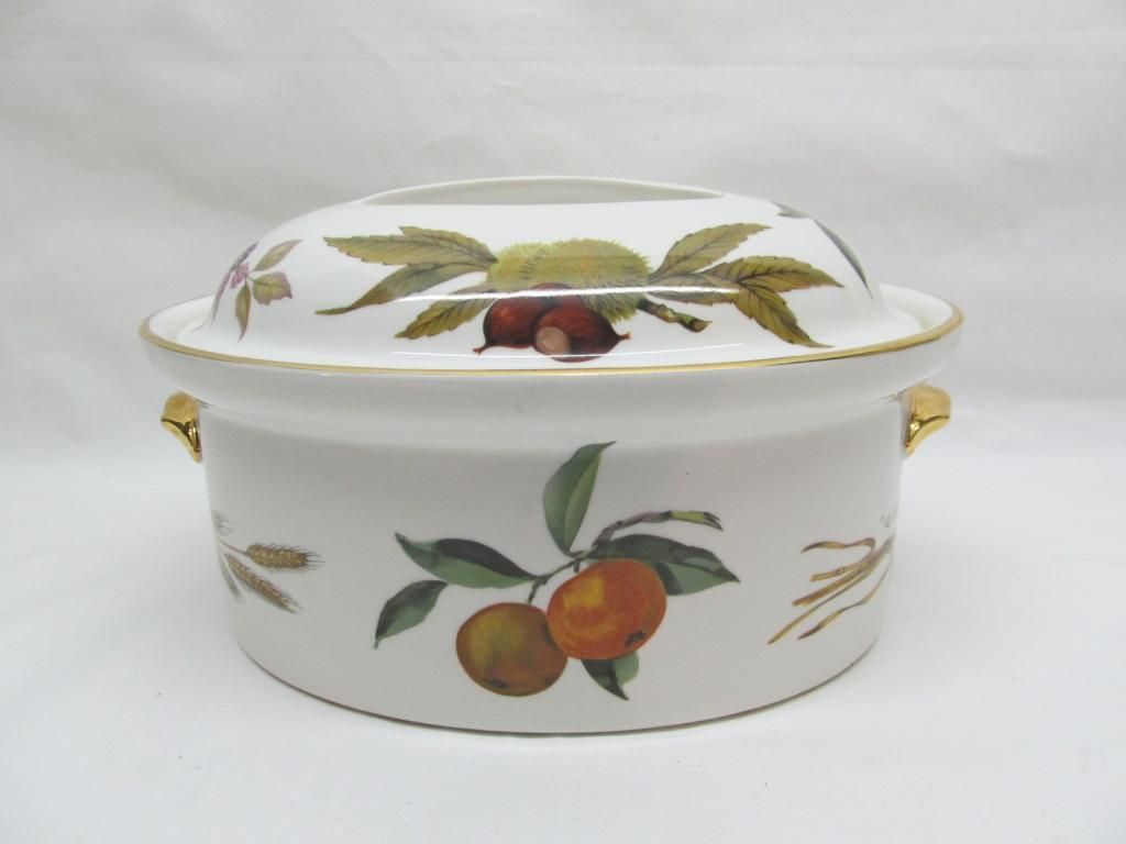 Royal Worcester "Evesham" casserole.