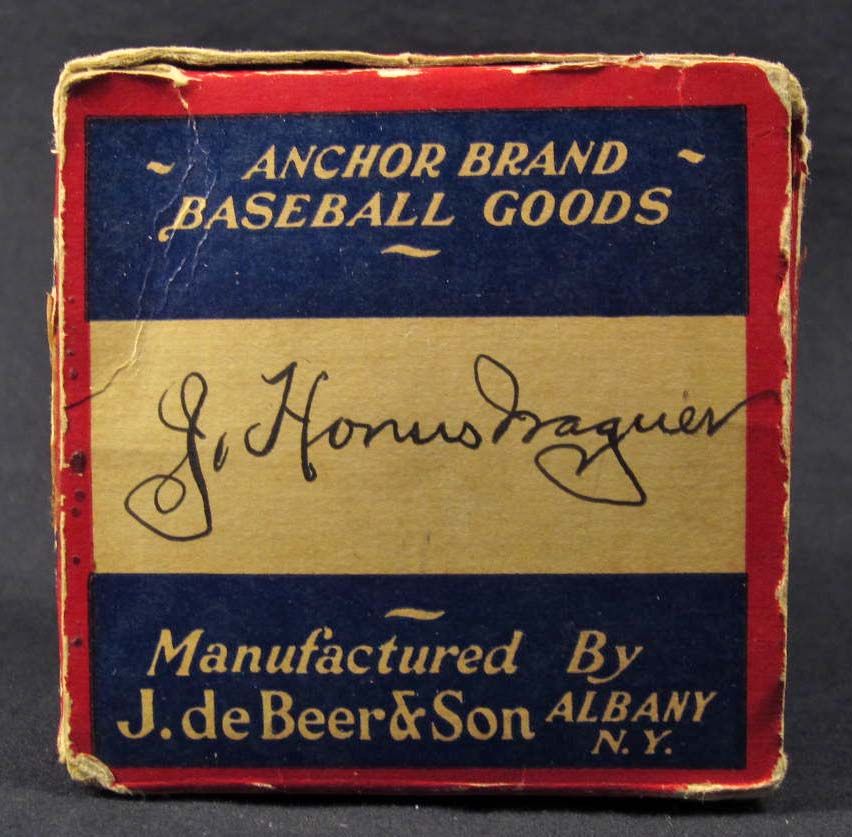 HONUS WAGNER SIGNATURE ON VINTAGE BASEBALL BOX W/ COA