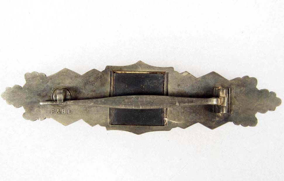 GERMAN NAZI WAFFEN SS SILVER CLOSE COMBAT CLASP