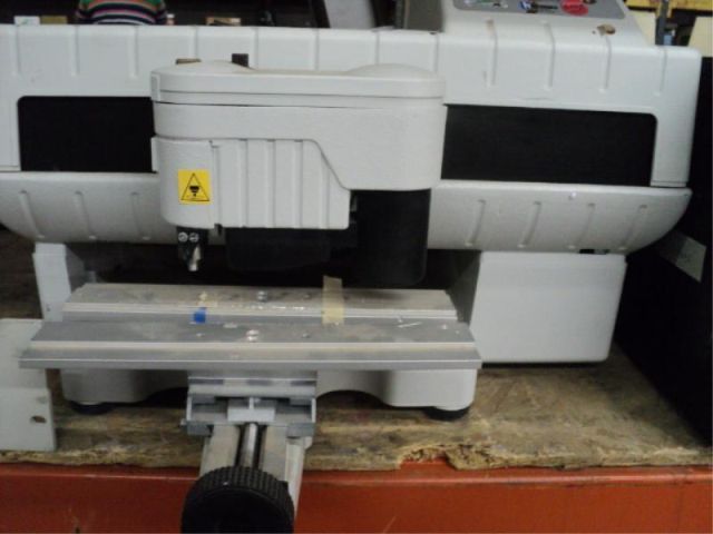 HERMES IS200 GRAVOGRAPH ENGRAVING MACHINE