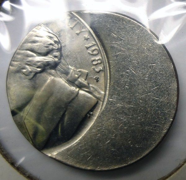 1983 JEFFERSON NICKEL OFF-CENTER MINT ERROR