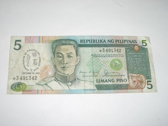 1990 PHILIPPINES 5 FIVE LIMANG PISO *RARE NOTE - AU HIGH GRADE*!!