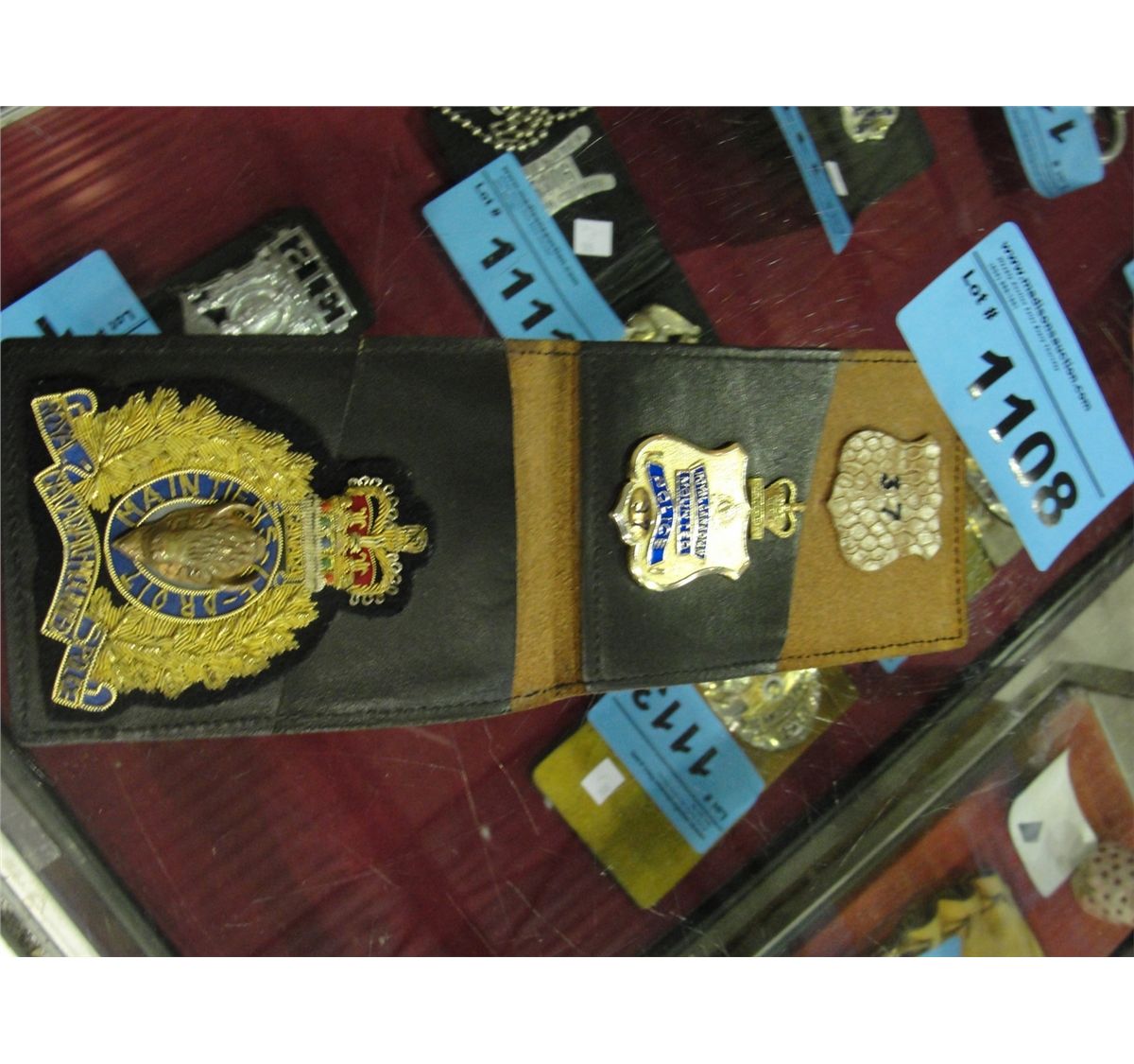 Royal canadian mounted police badge and patch set