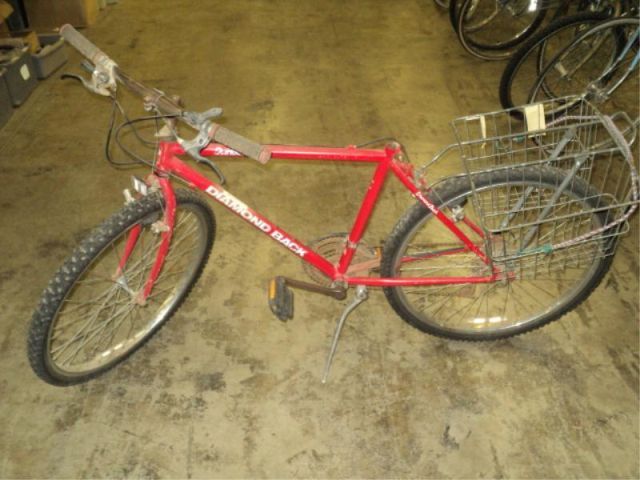 DIAMONDBACK OUTBACK BIKE, RED