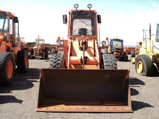1989 Trojan 1700 Loader 4,897 Hours