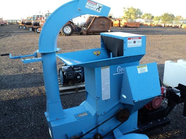 Goossen CSG-3 Chipper / Shredder w/ Honda 18 HP Mo