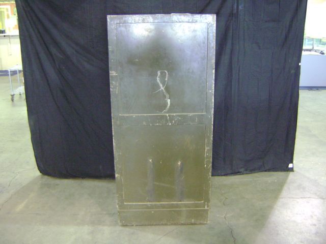 MOSLER SAFE, 60 3/4" X 27 1/4" X 27 3/4", 1 DOOR, GREEN, WEIGHT 1,022 ...
