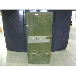 MOSLER SAFE, 60 3/4" X 27 1/4" X 27 3/4", 1 DOOR, GREEN, WEIGHT 1,022 ...