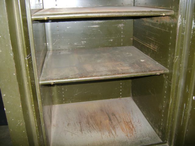MOSLER SAFE, 60 3/4" X 27 1/4" X 27 3/4", 1 DOOR, GREEN, WEIGHT 1,022 ...