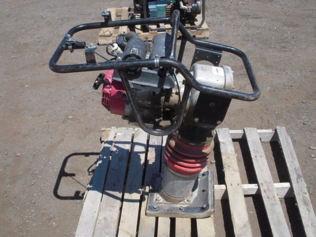 DynaPac LT62 Upright Tamper