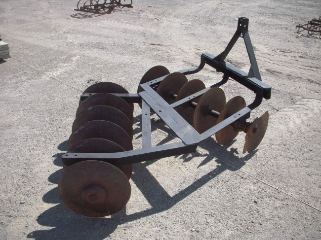 Towner 11-22 Offset Tractor Disc Harrow