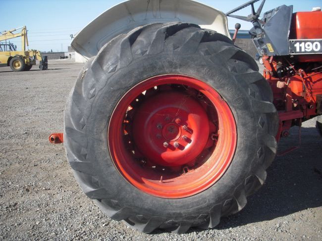 1983 Case 1190 Farm Tractor