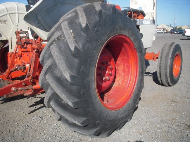 1983 Case 1190 Farm Tractor