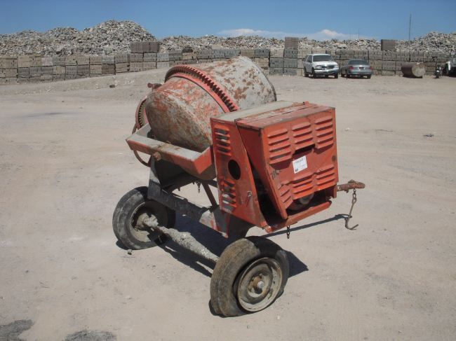 Essick 620 S/A Towable Cement Mixer