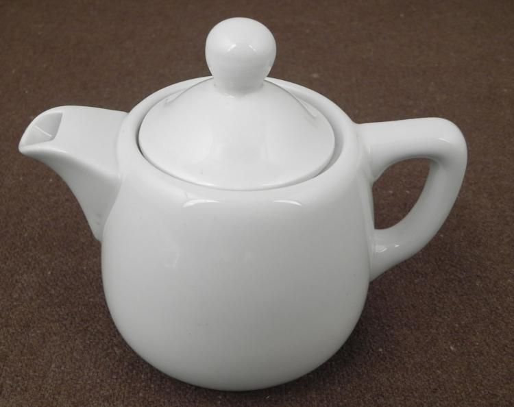 VERY RARE ORIG NAZI TEA POT IN PORCELAIN FOR NAZI ARMY