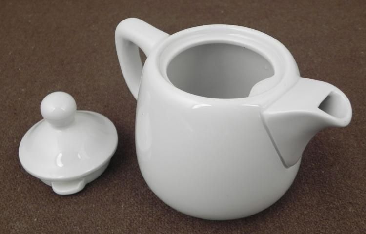 VERY RARE ORIG NAZI TEA POT IN PORCELAIN FOR NAZI ARMY