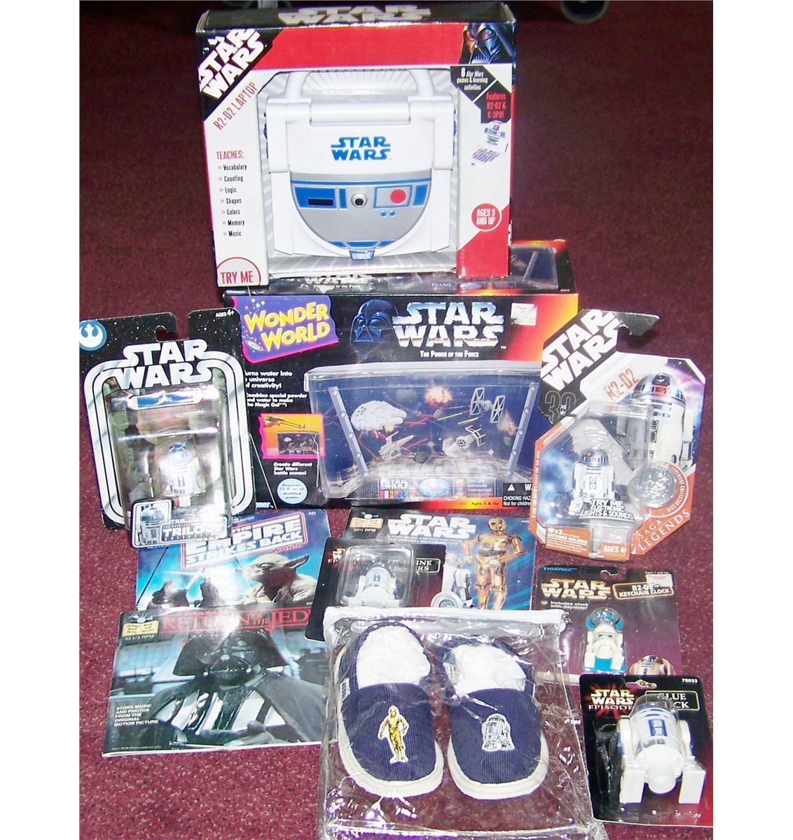 STAR WARS (11) PIECE ASSORTED TOY COLLECTIBLE LOT, MANY WITH UNOPENED ...