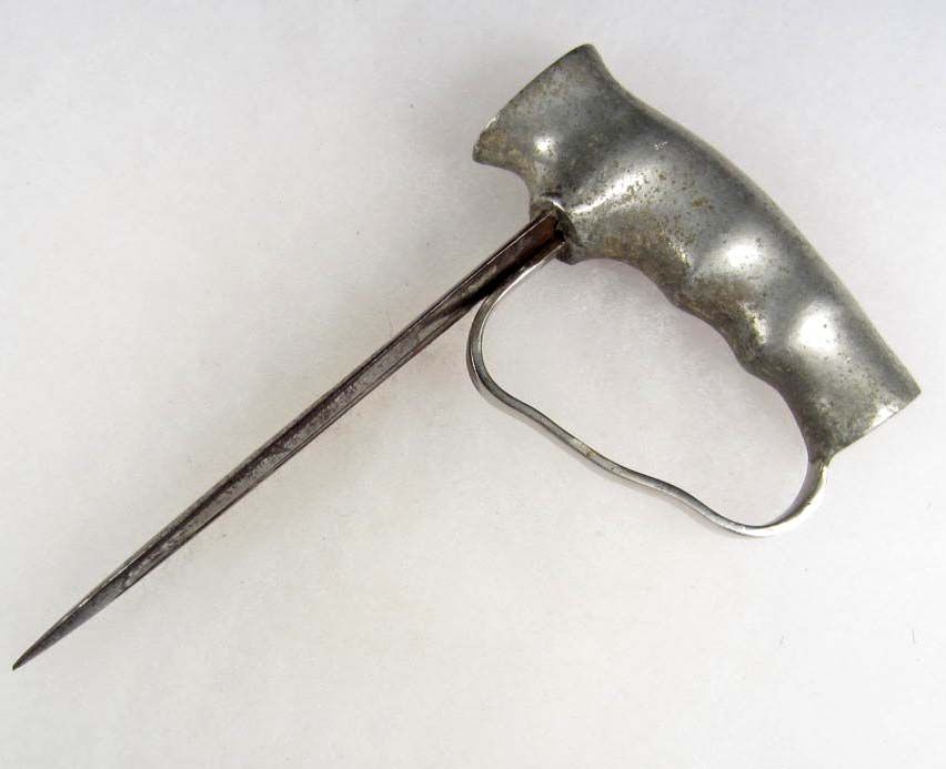 BRITISH ARMY ROBBINS DUDLEY COMBAT PUSH DAGGER